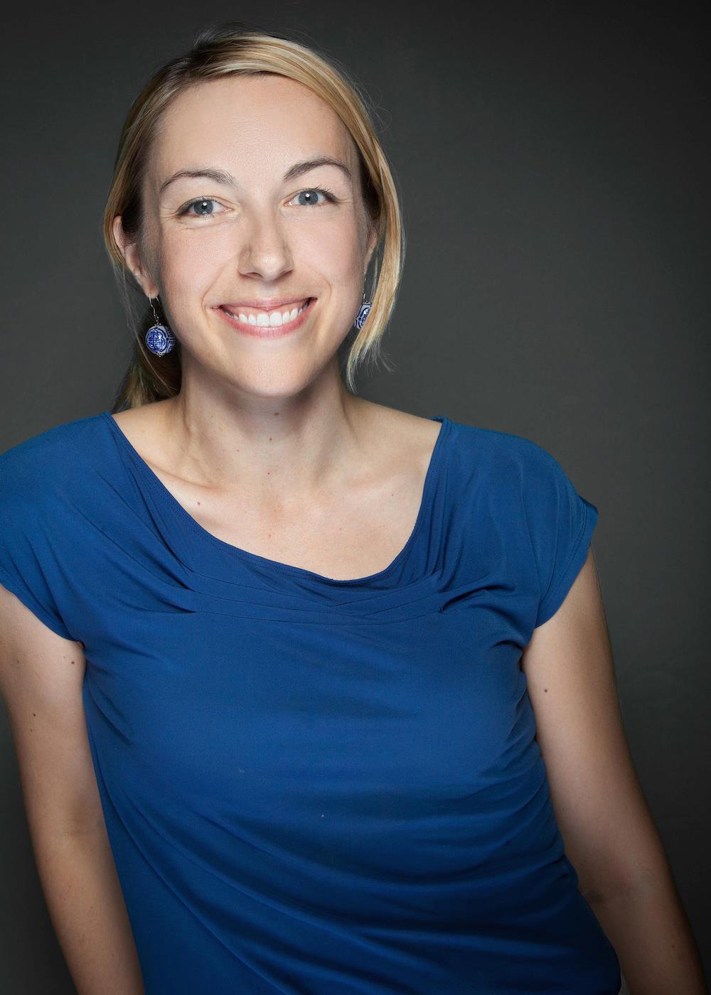 I Tried Postpartum Belly Binding and Here's What Happened | Mom.com