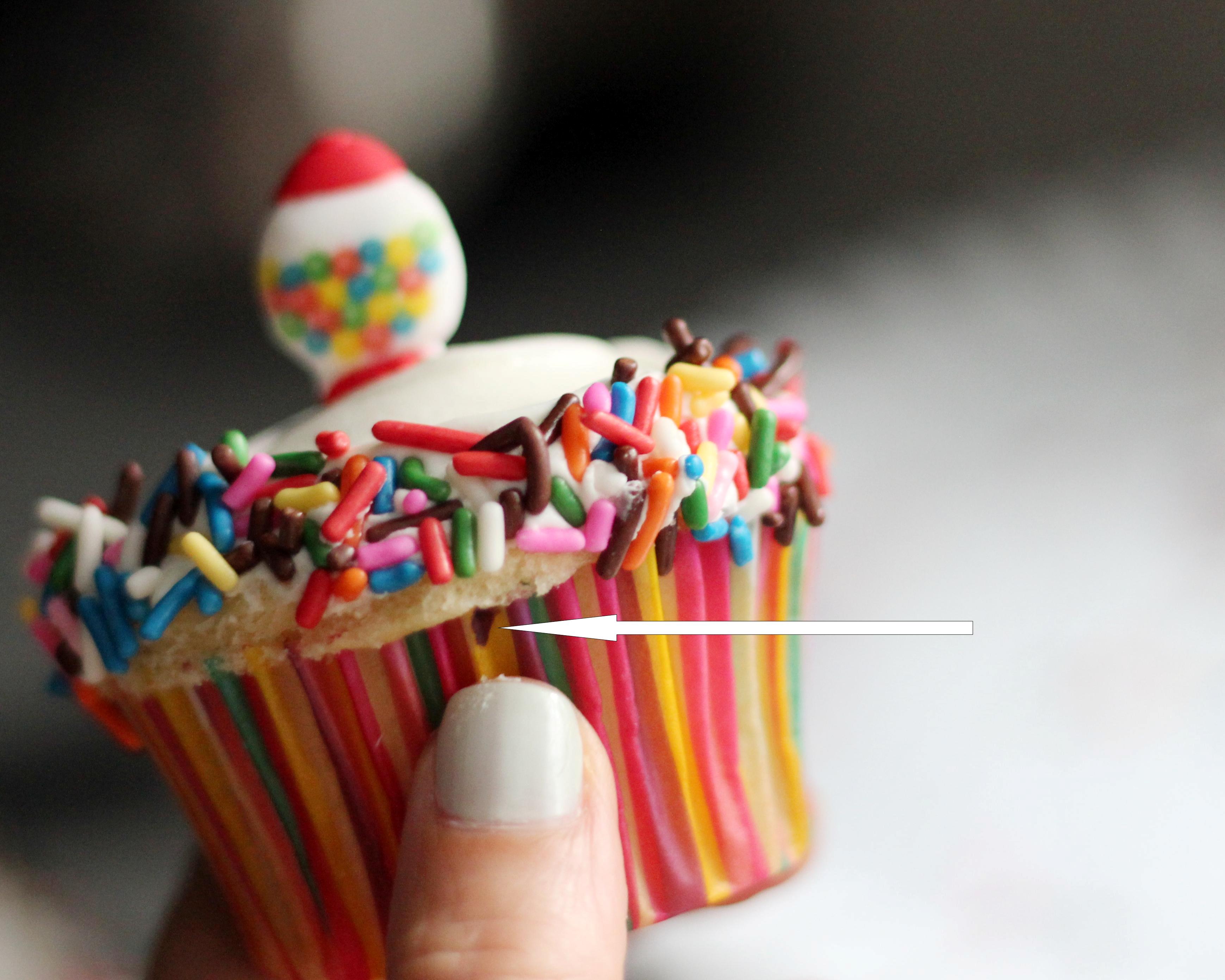 "You're a Star!" Surprise Cupcakes for Back-to-School | Mom.com