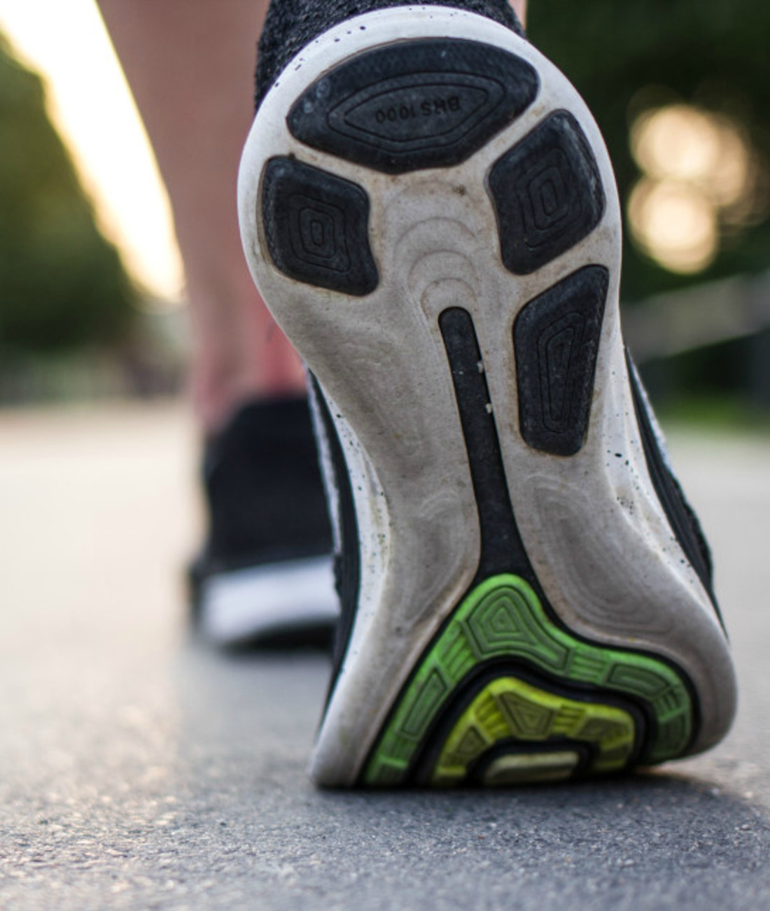 25 Workout Routines You Can Do Right Before Bed | Mom.com