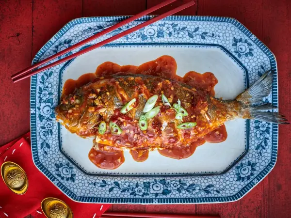 15+ Traditional & Cultural Chinese New Year Symbols To Know