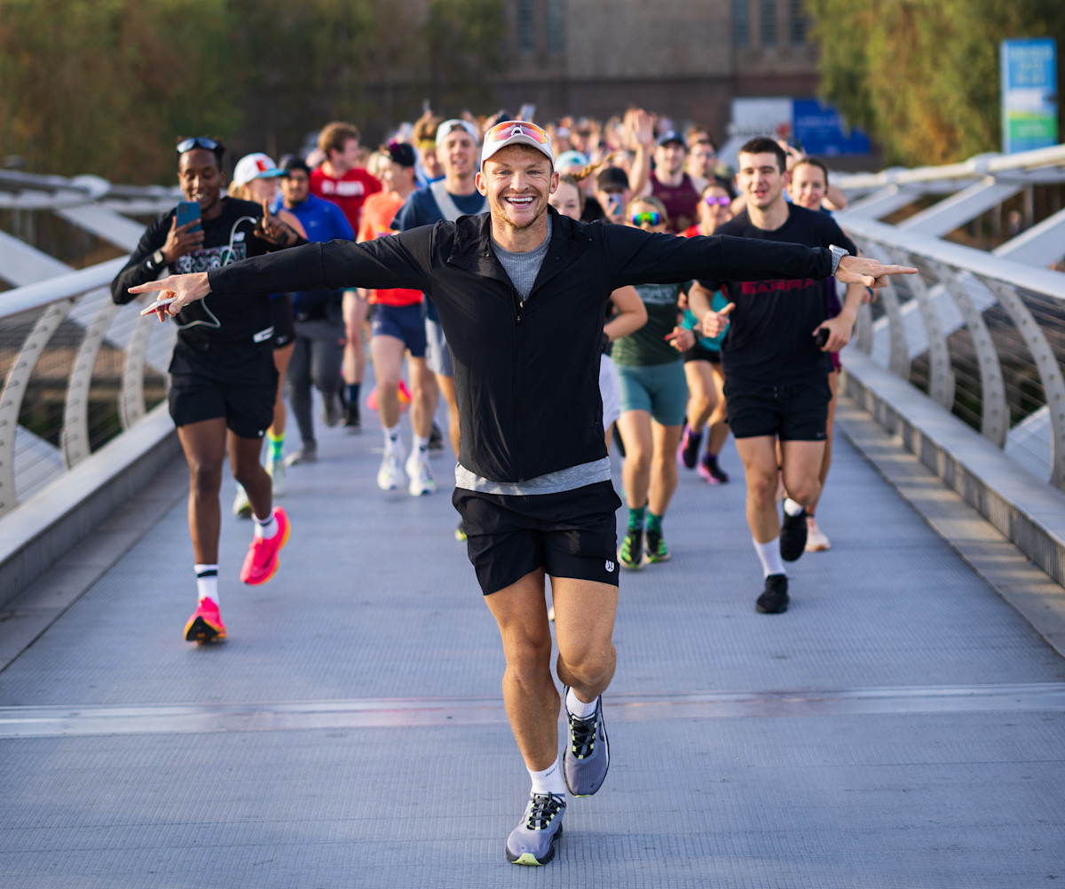 Running the London Tube: Jonny Davies' Inspirational 570-km Challenge