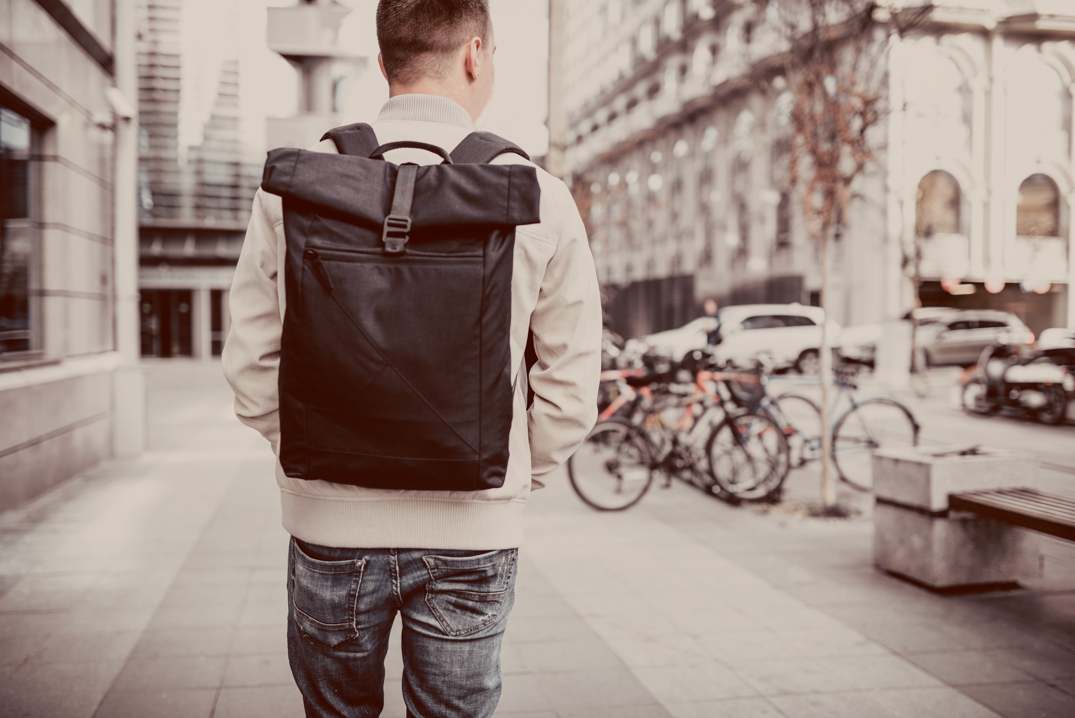 もしも電子署名＋Salesforceがあったら？切羽詰まった期末の営業ダイアリー