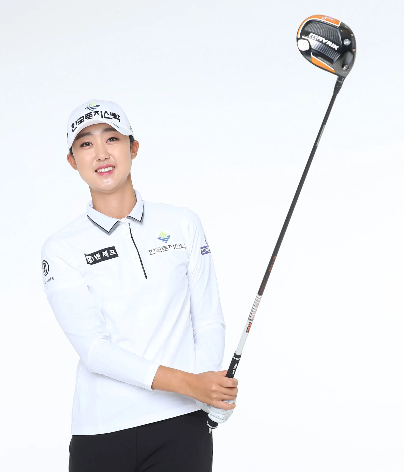 仙妮蕾德与高尔夫明日之星Jun U Ree合作