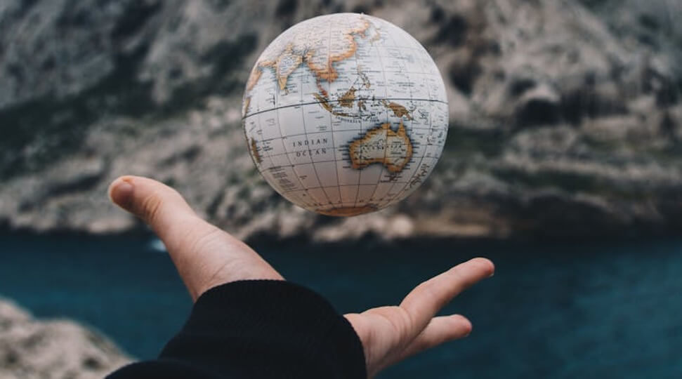 Around The Globe In 30 Minutes | IMI