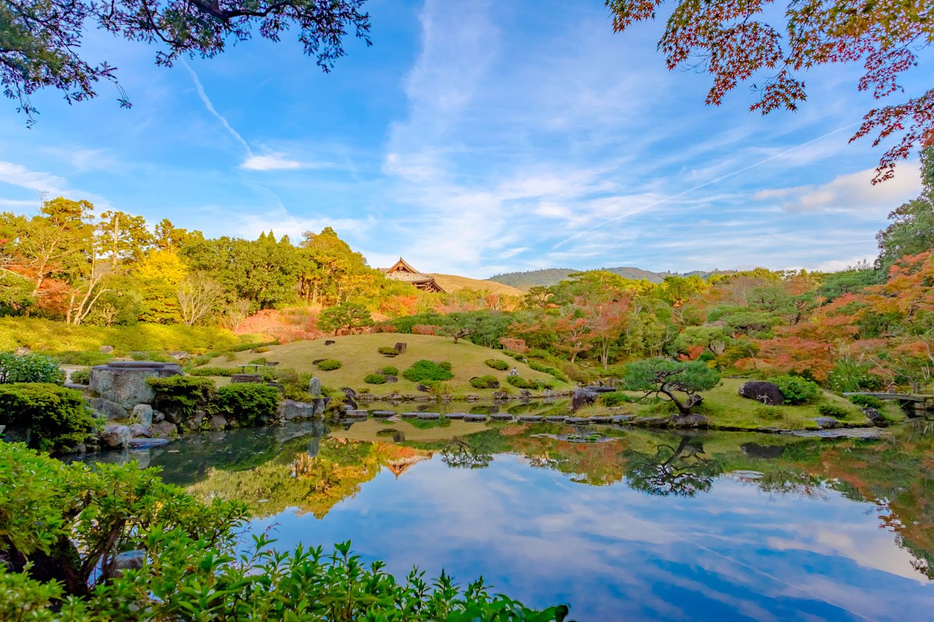 Great Gardens of Nara - Official Nara Travel Guide