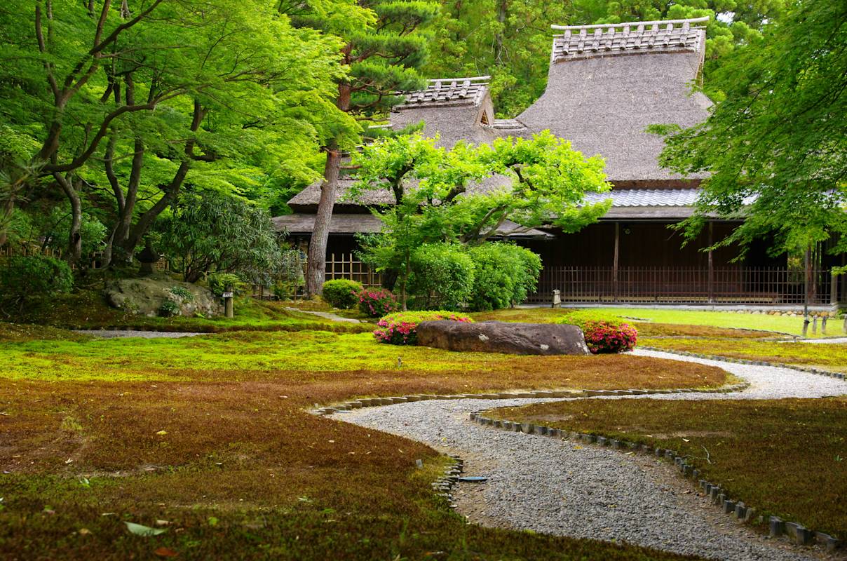 Yoshikien Garden - Official Nara Travel Guide