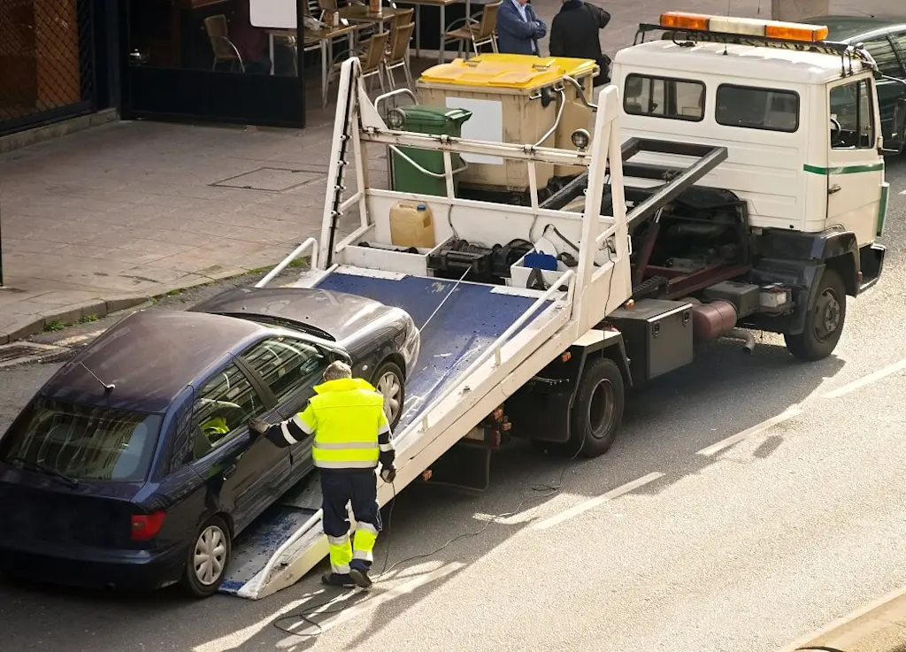 Find Car Towing Services Near Me | Car Transportation | Checkatrade