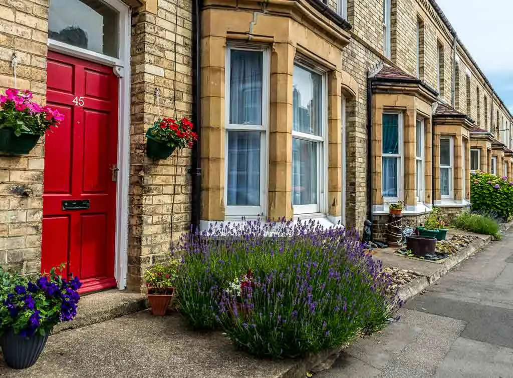 Adding A Bay Window: Your Complete Planning Guide | Checkatrade