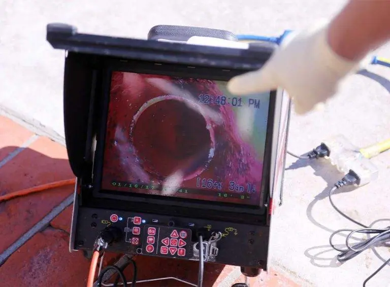 Key Signs Of A Broken Sewer Pipe And How To Fix It | Checkatrade