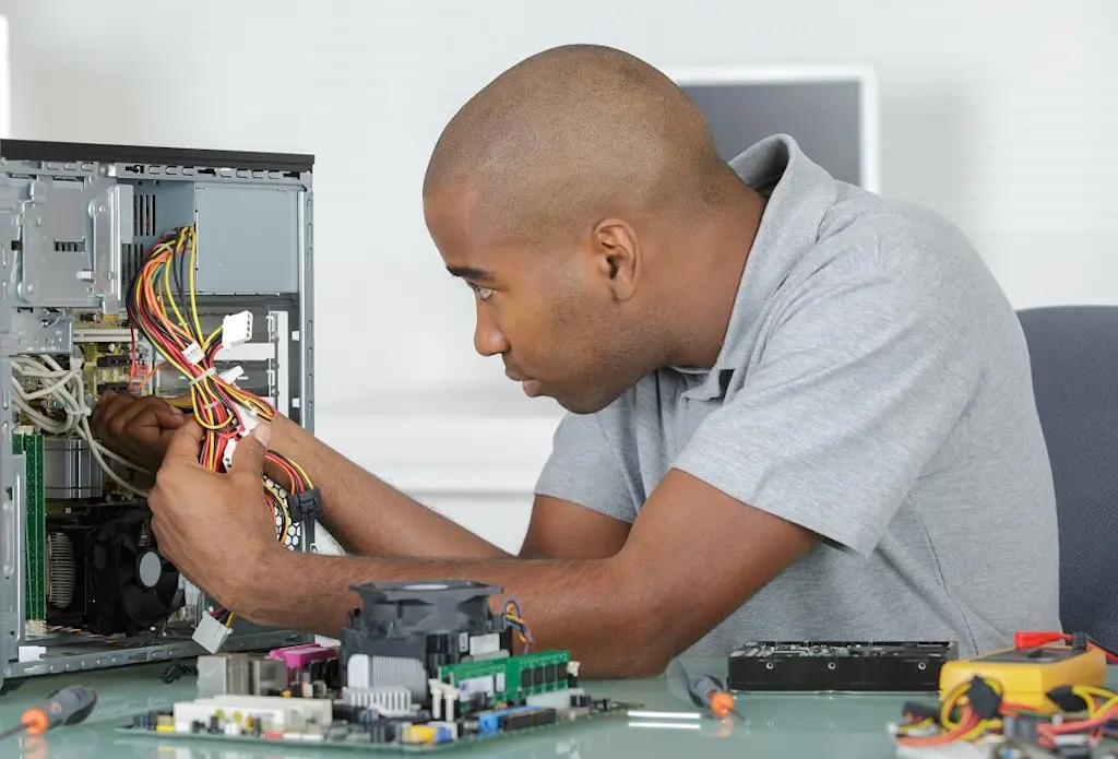 Find Computer Repair Near Me | Computer Repair Services | Checkatrade