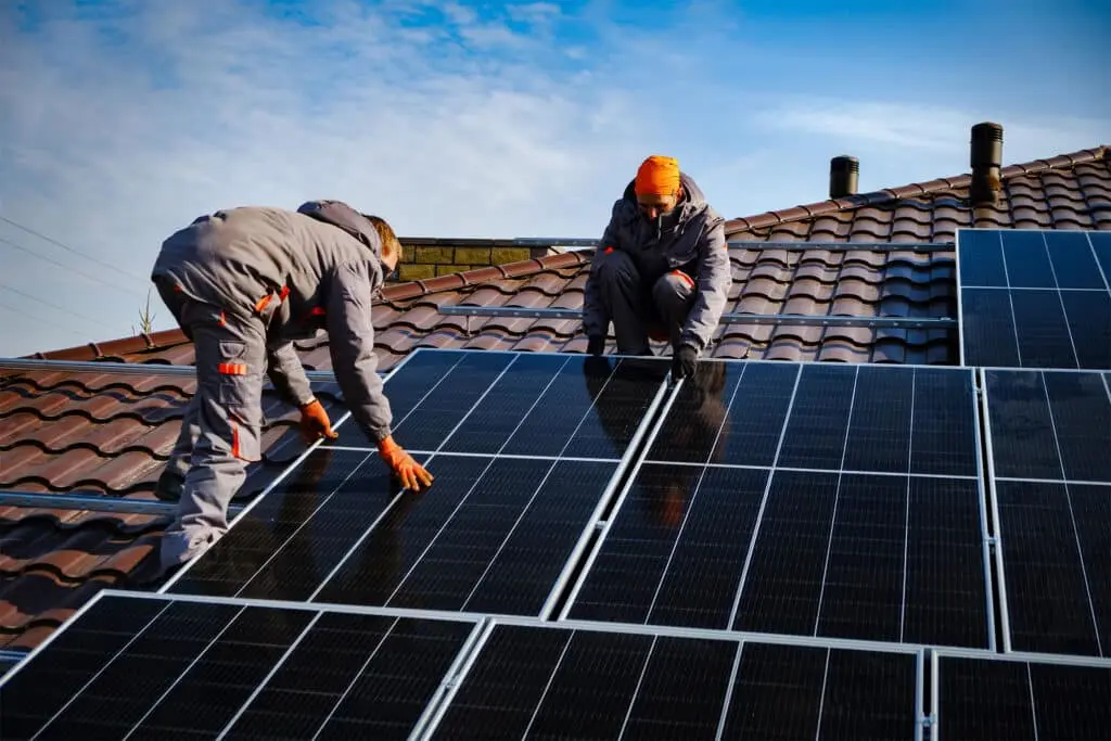 How to Start a Solar Panel Cleaning Business | Checkatrade