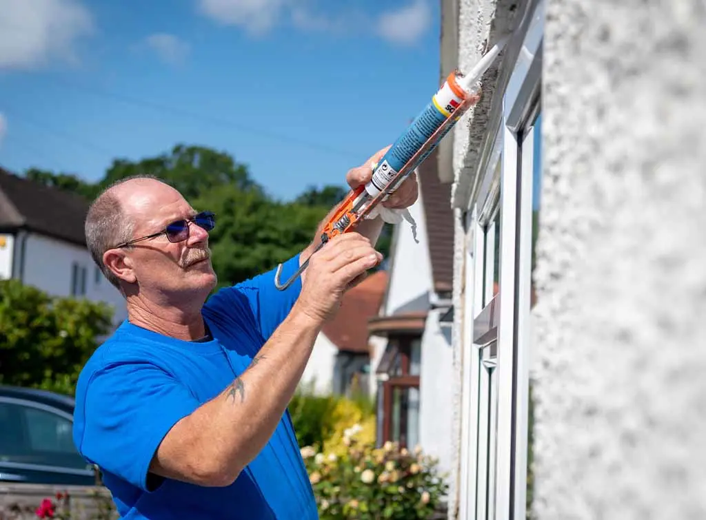 What's Best - Being Self-Employed Or A Contractor? | Checkatrade