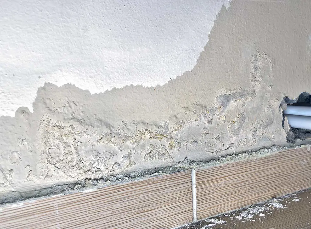 How To Stop Damp Coming Through Walls | Checkatrade