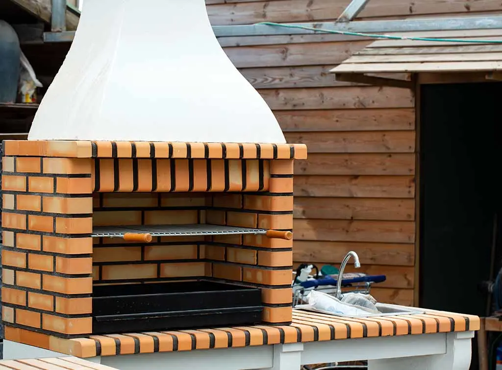 Can You Use Sharp Sand For Laying Bricks To Build A BBQ? | Checkatrade