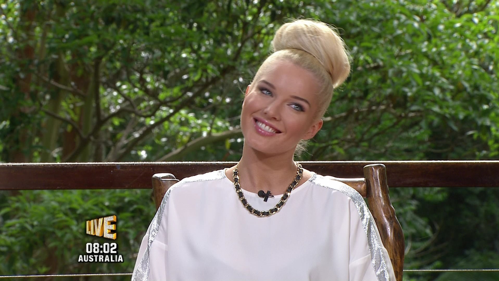 It's Helen's last day, so join us after the break | I'm A Celebrity Get ...