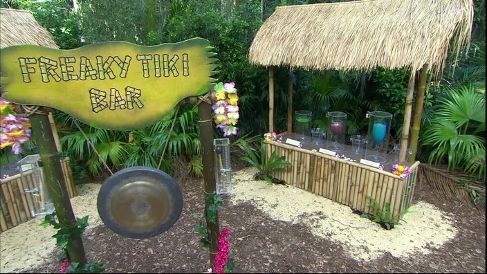 Happy hour at the Freaky Tiki Bar | I'm A Celebrity… Get Me Out Of Here!