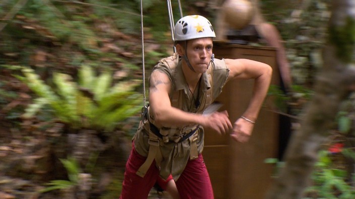 Emily and James soar to the Outback Shack | I'm A Celebrity… Get Me Out ...