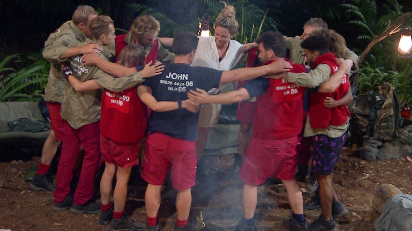 10-times-our-campmates-were-friendship-goals-i-m-a-celebrity-get
