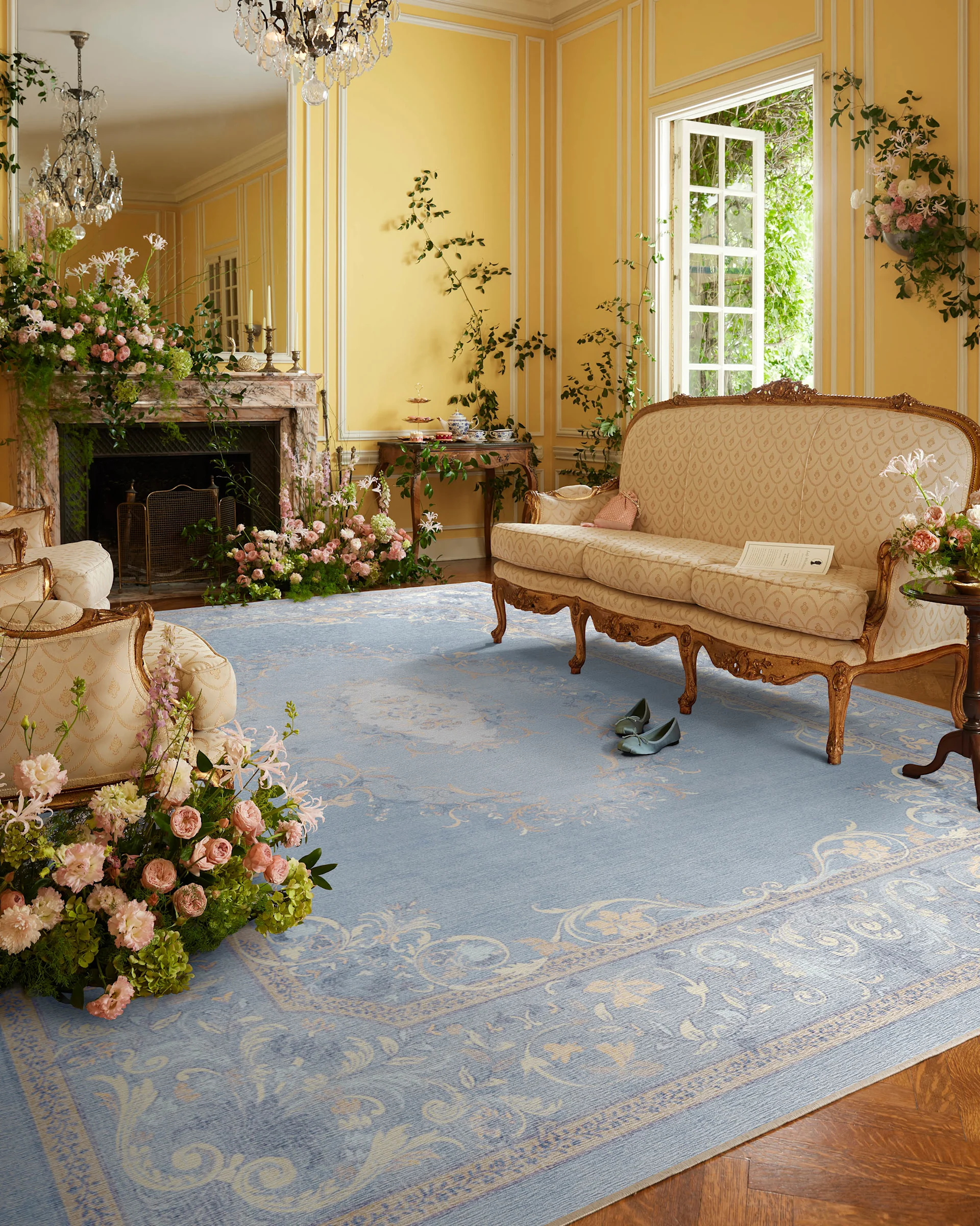 Bridgerton Lady Whistledown Soft Blue Tufted Rug | Ruggable