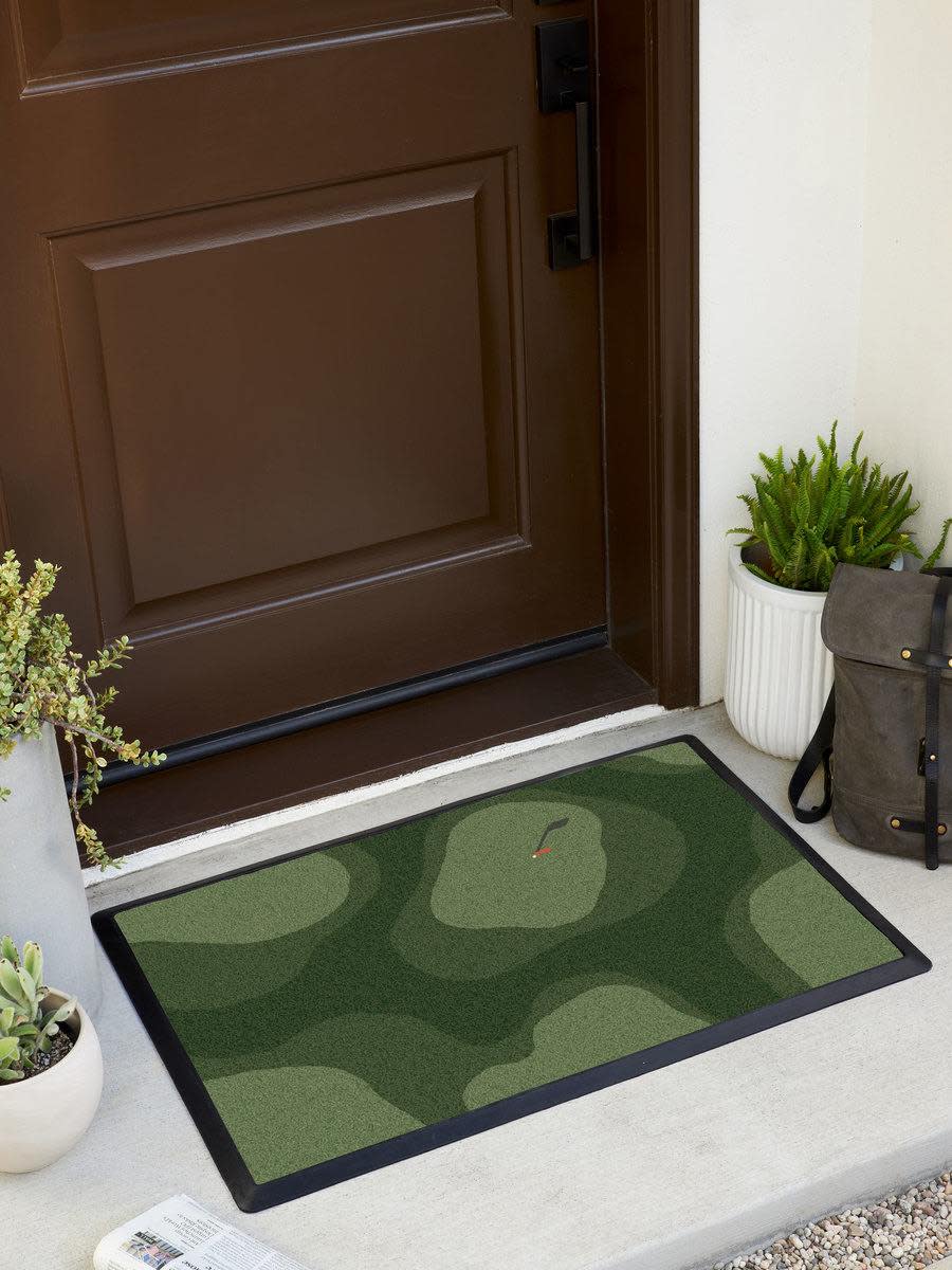Ruggable | The Best Home Decor Gifts to Give This Spring