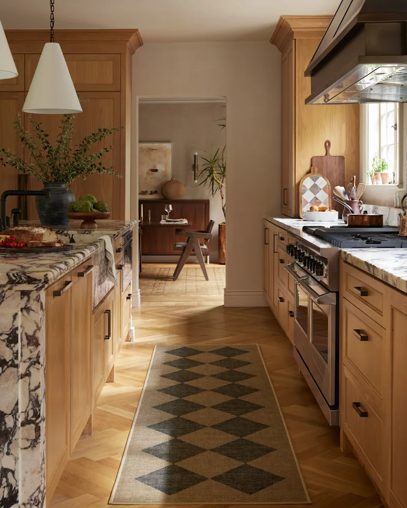 goop Salerno Soft Black Re-Jute Rug | Ruggable