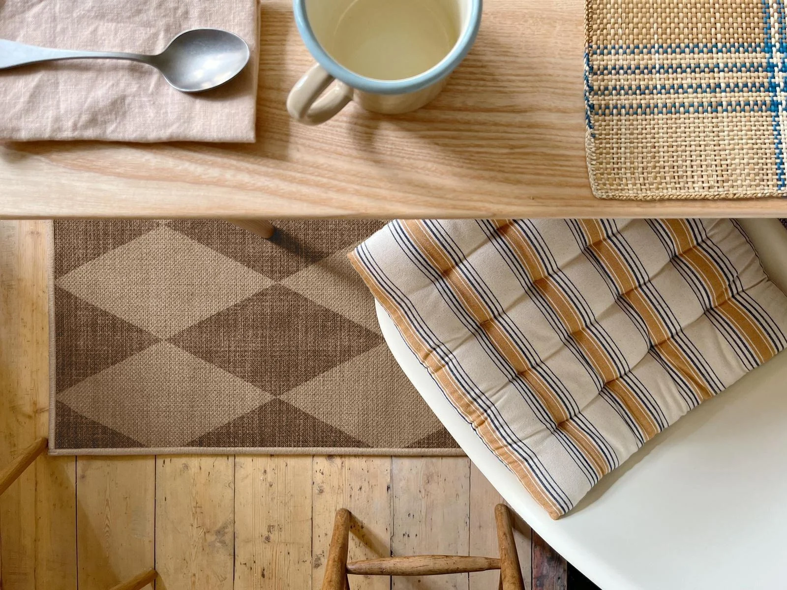 How to Layer Interior Decor Textures for Fall | Ruggable