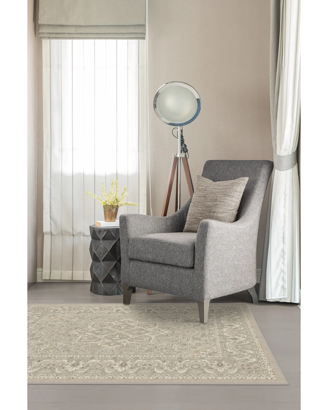 Hendesi Heriz Cream Rug | Ruggable