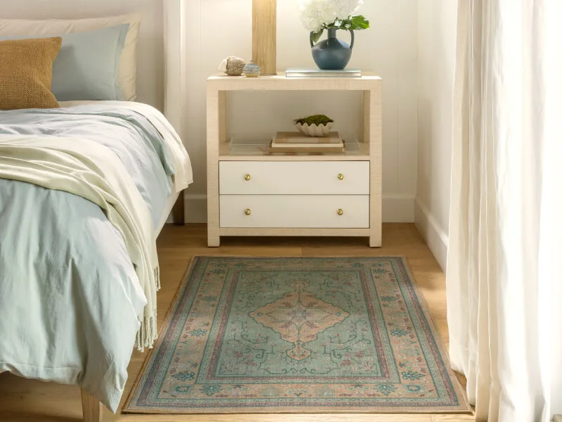 Persian Style Rugs & Runners | Red & Green | Ruggable