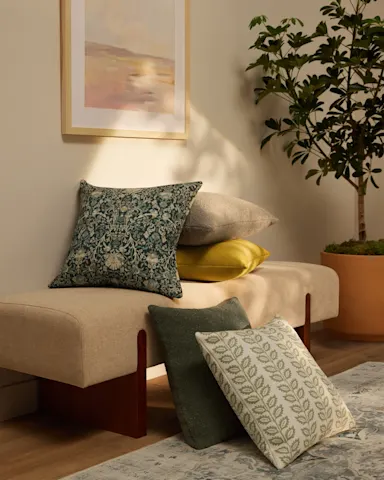 Windsor Jade Woven Throw Pillow with Insert | Ruggable