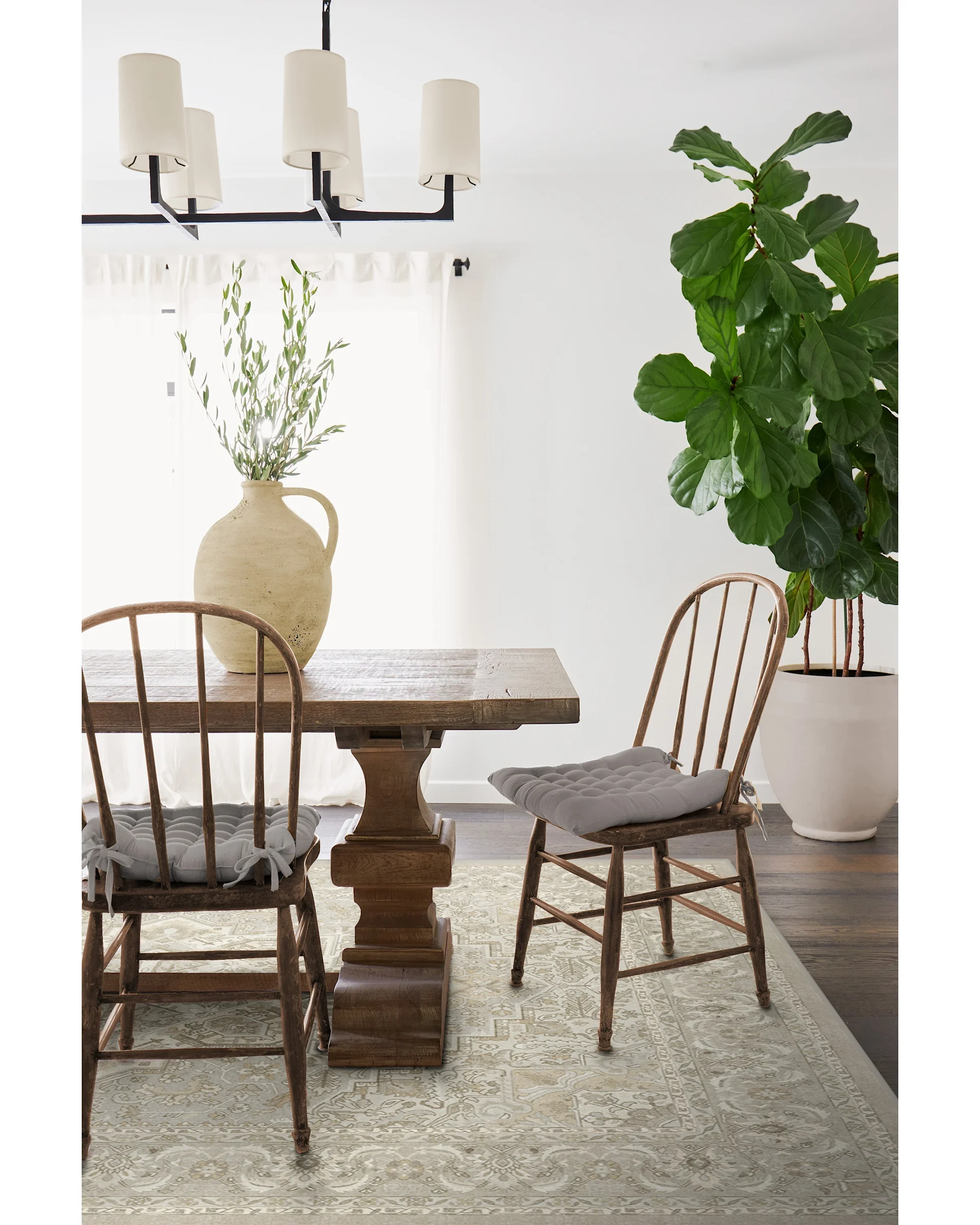 Hendesi Heriz Cream Rug | Ruggable