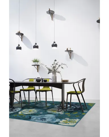 Camellia Midnight Rug | Ruggable