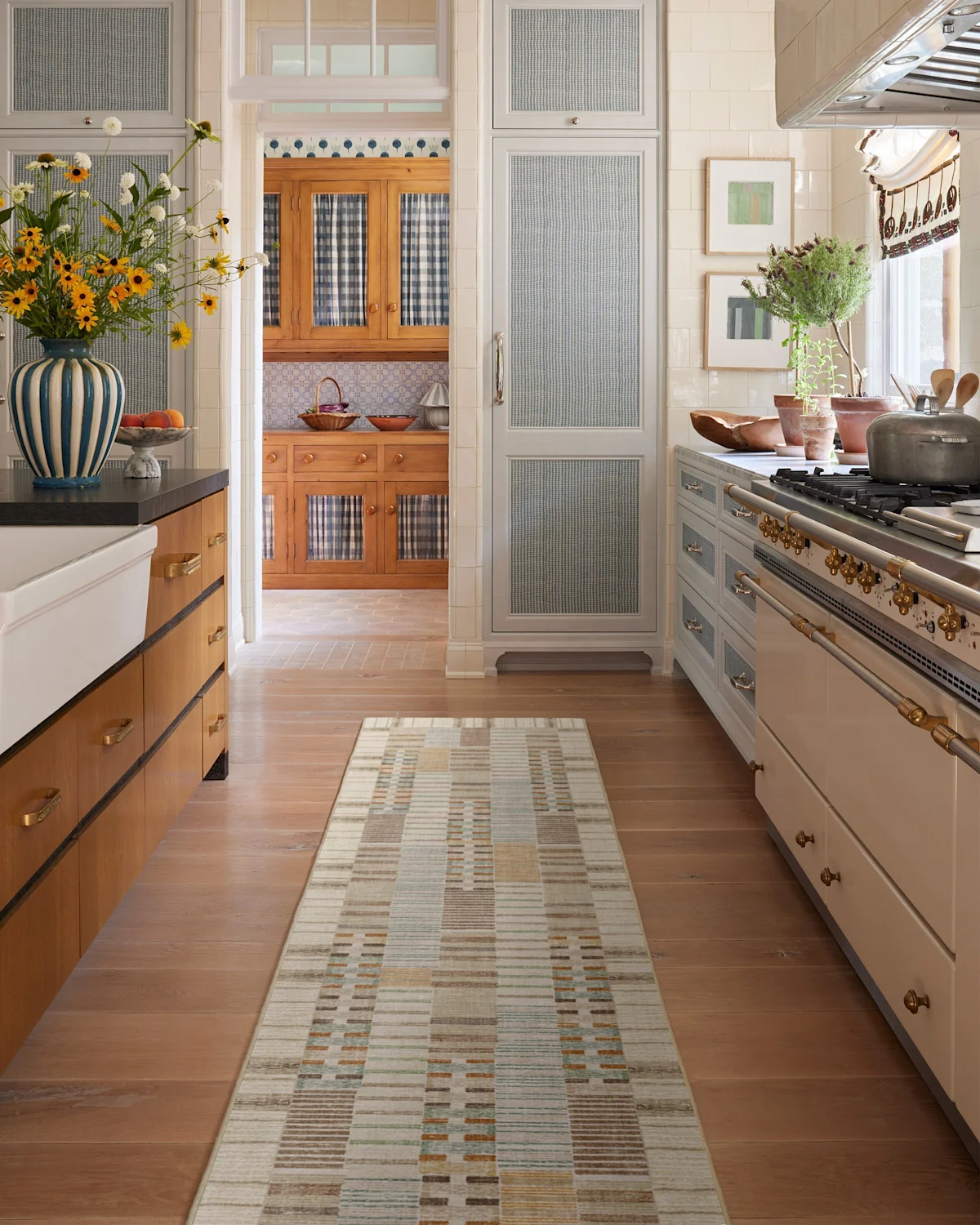 Architectural Digest Selene Neutral Multicolor Teppich | Ruggable