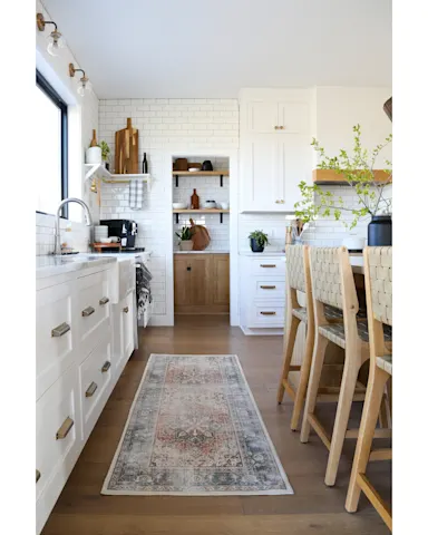 Kamran Coral Rug | Ruggable