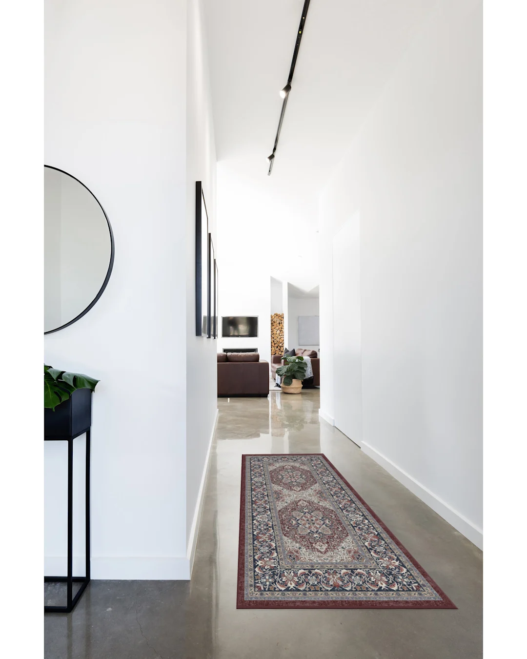 Hendesi Heriz Bordeaux Rug | Ruggable