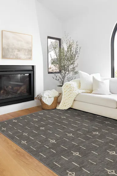 Alina Grey Tufted Rug | Ruggable