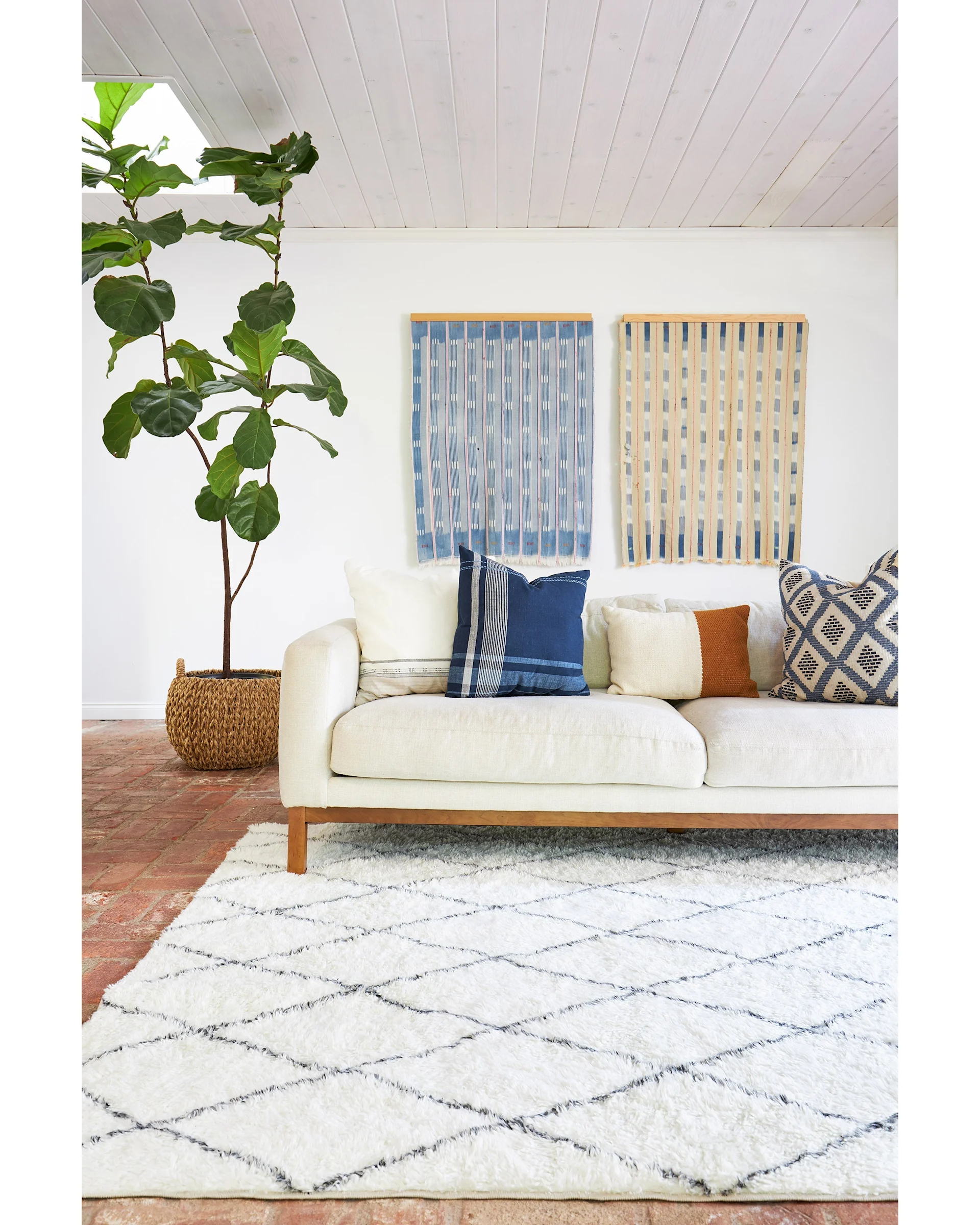 Moroccan Diamond Plush Rug | Ruggable