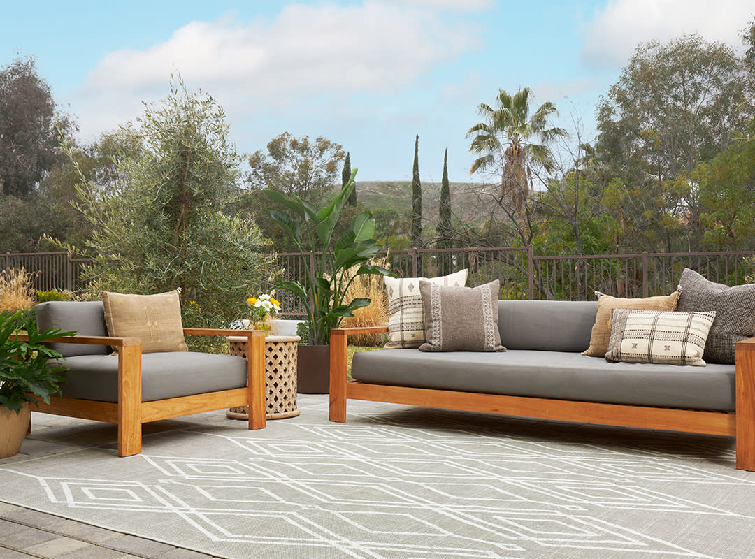 How to Wash & Clean Your Outdoor Rugs | Ruggable