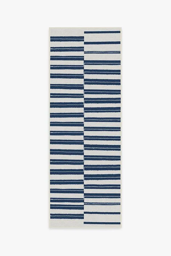 Outdoor Offset Stripe Navy Rug | Ruggable