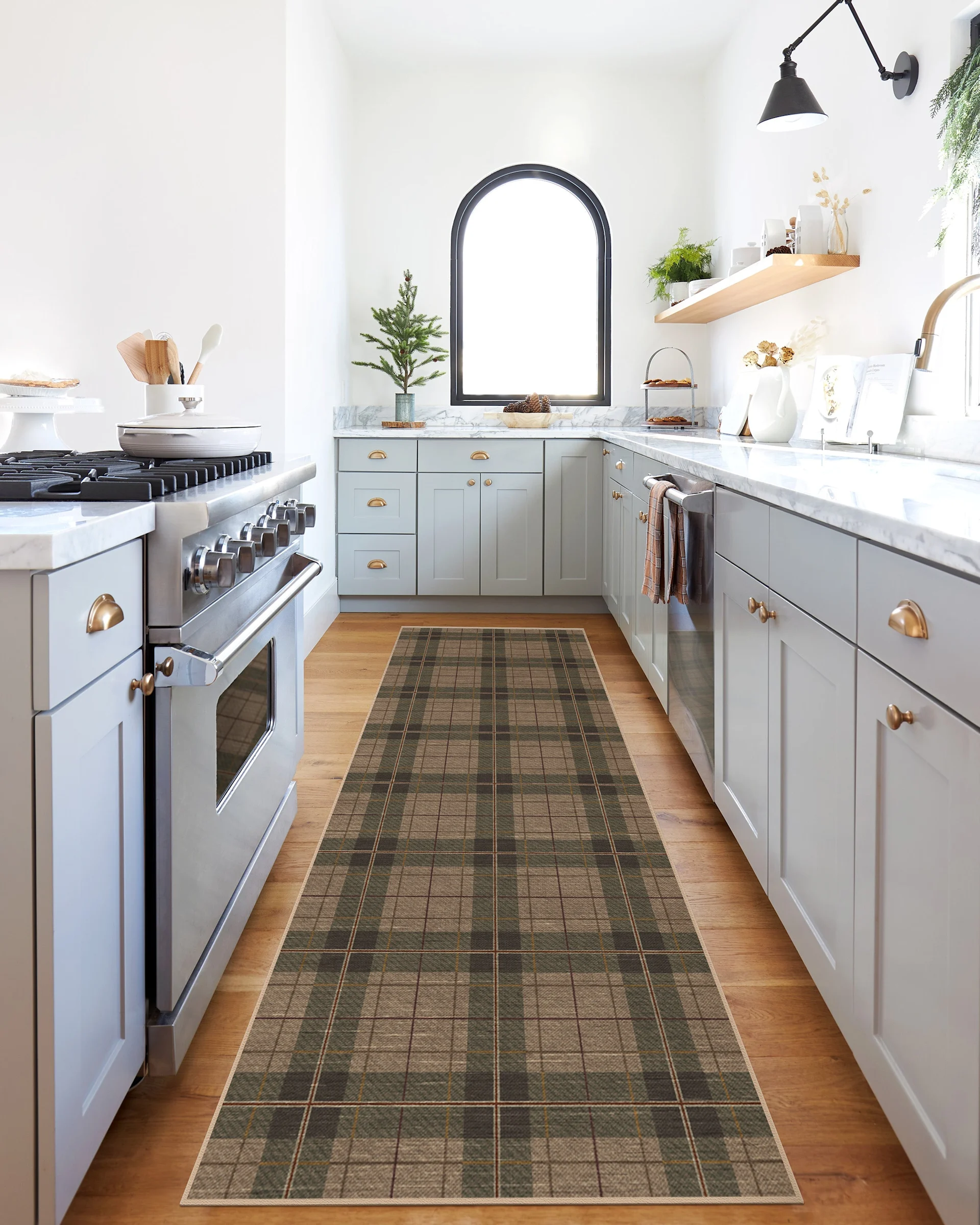 Alfie Plaid Natural & Green Rug | Ruggable