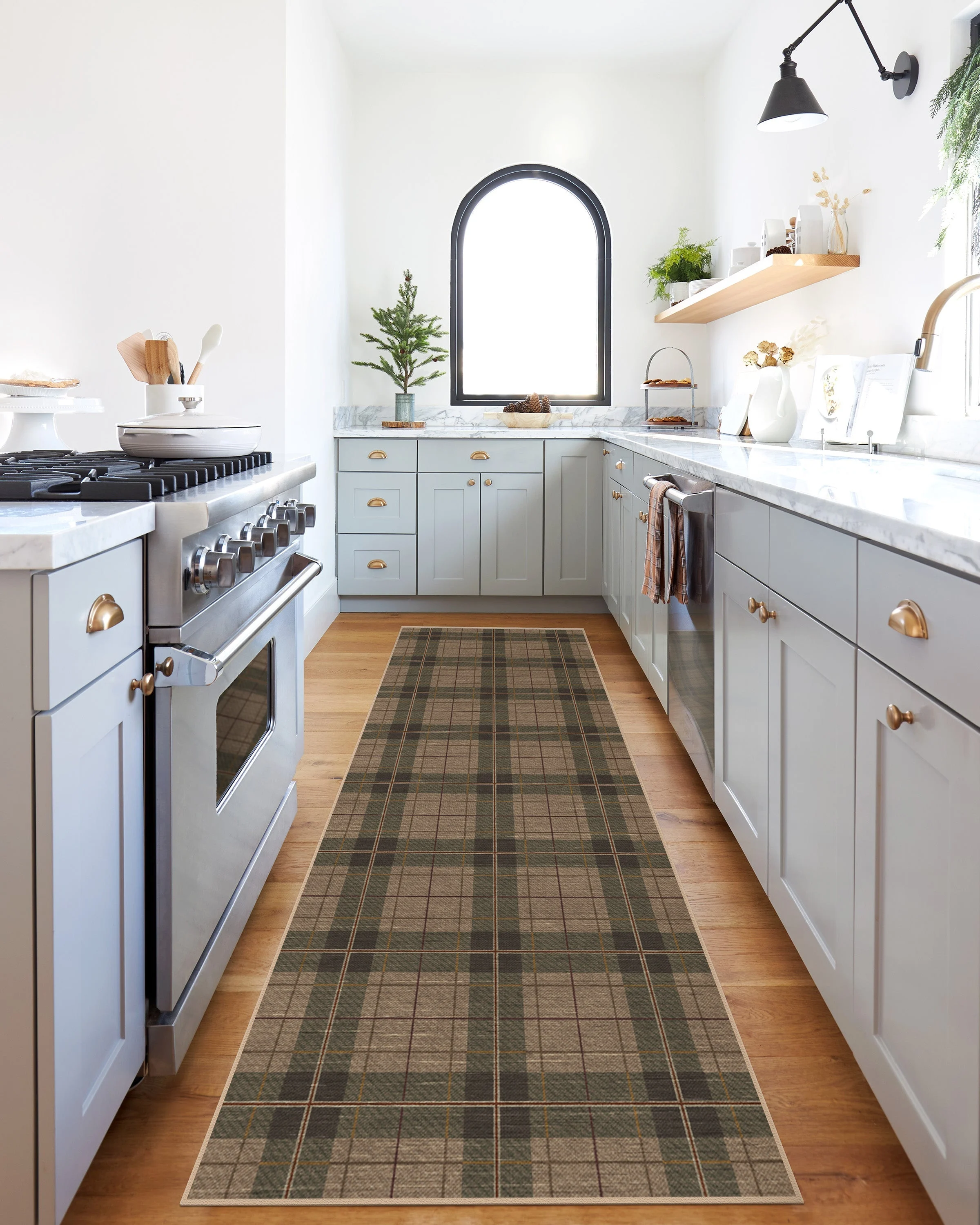 Alfie Plaid Natural & Green Rug | Ruggable