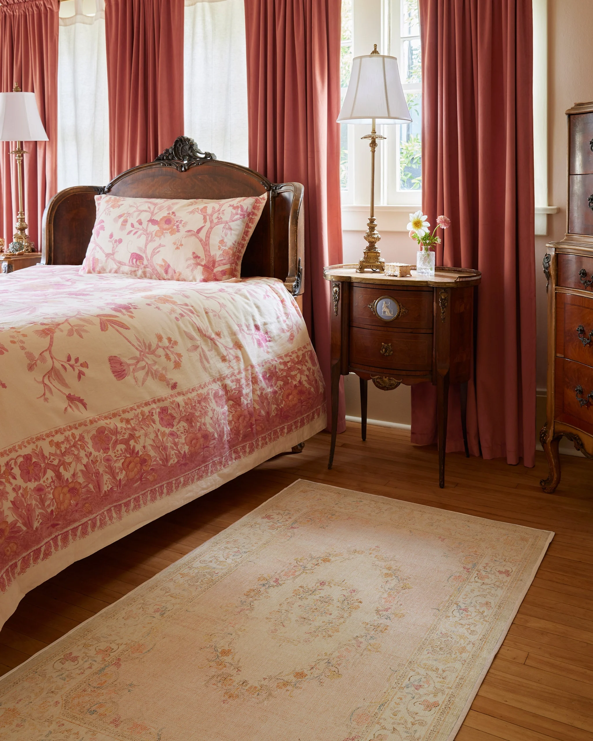 Bridgerton Lady Whistledown Vintage Pink Rug | Ruggable