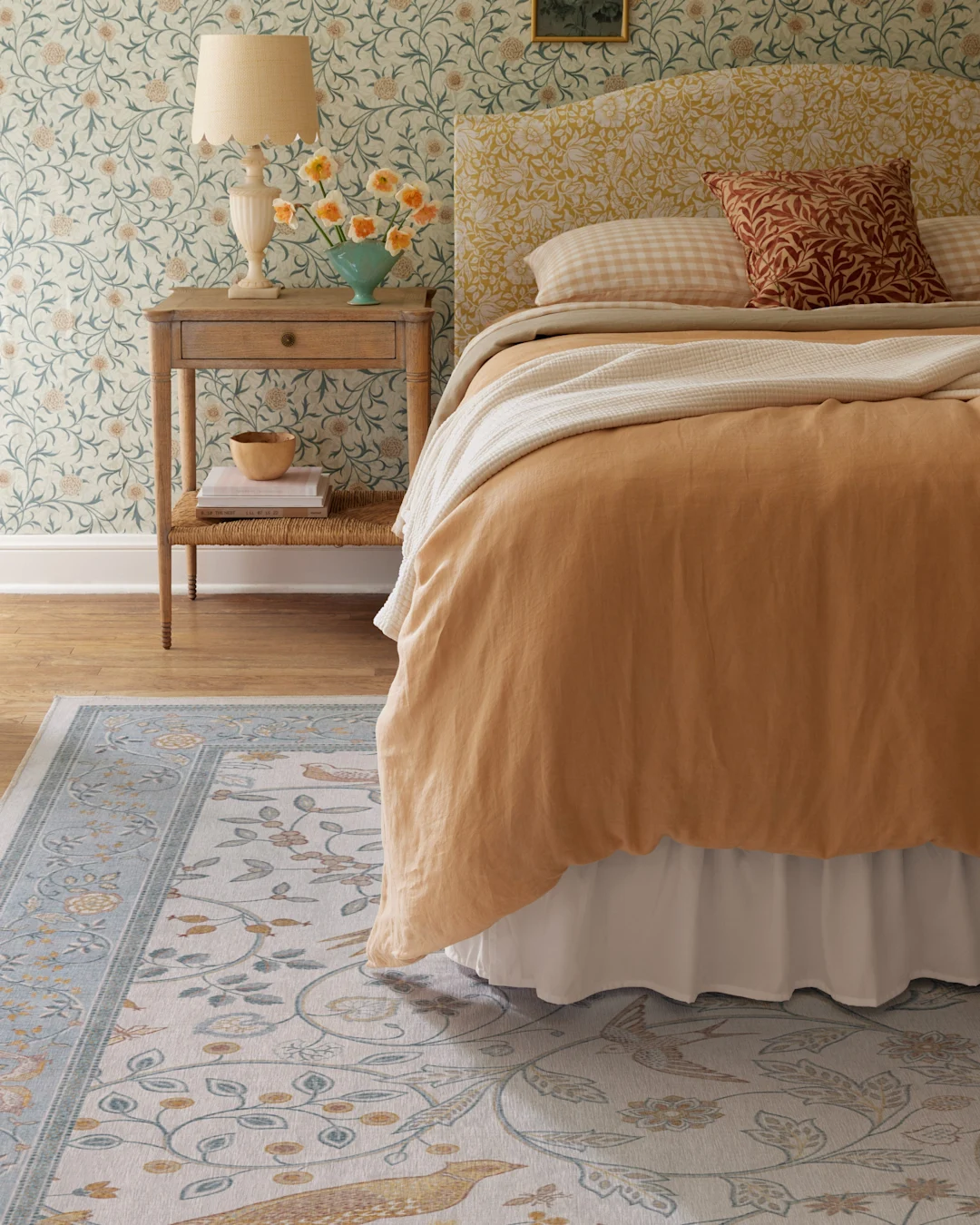 Morris & Co. Newill Ivory & Blue Rug | Ruggable