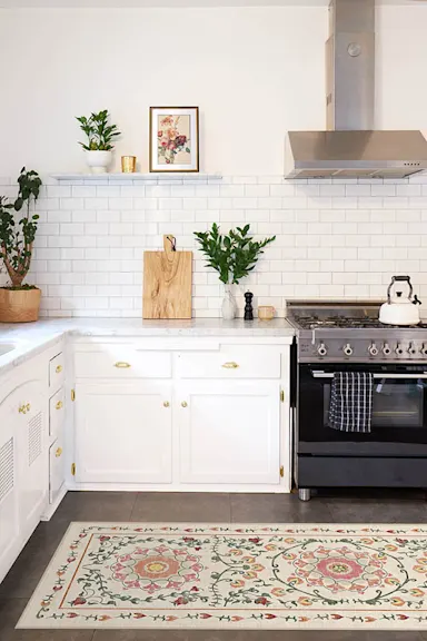 Suzani Coral Tufted Rug | Ruggable