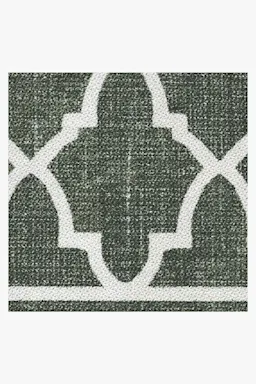 Outdoor Varia Trellis Forest Green Rug | Ruggable