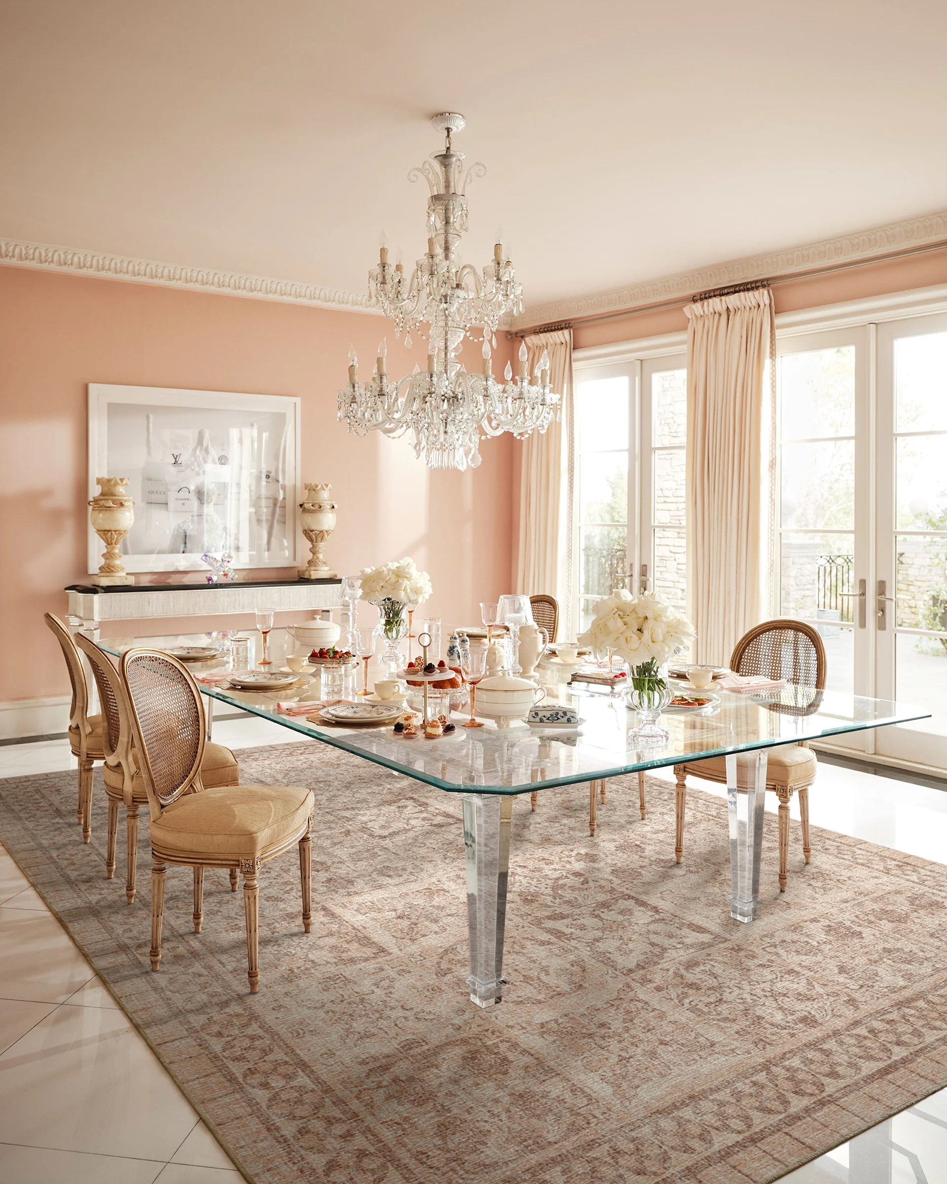 The Hiltons Astoria Rose Gold Rug | Ruggable