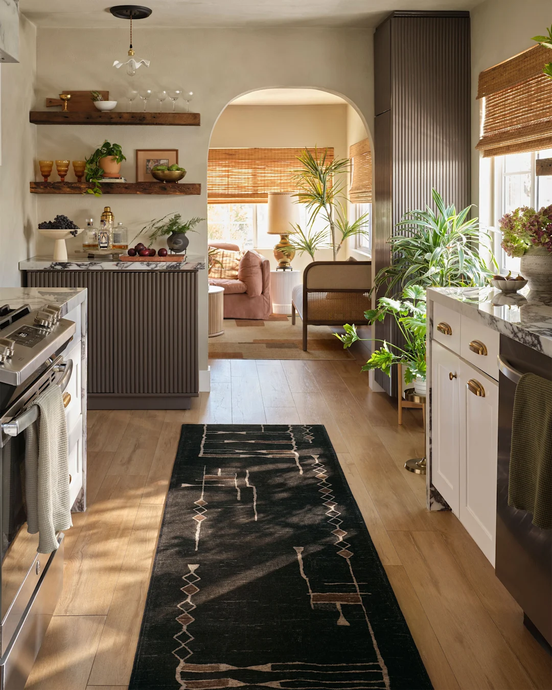 Architectural Digest Nisa Ink Black Rug | Ruggable