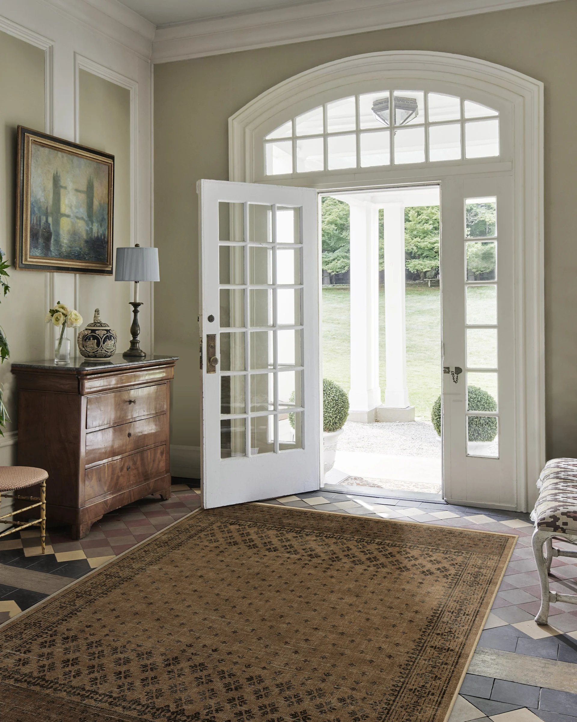 Fernanda Black & Tan Rug | Ruggable