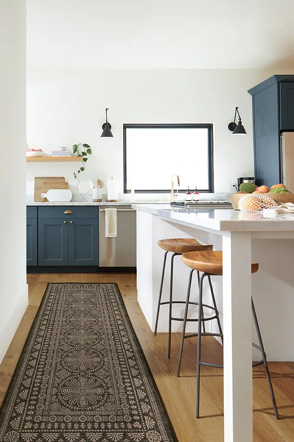 Maia Soft Black Re-Jute Rug | Ruggable