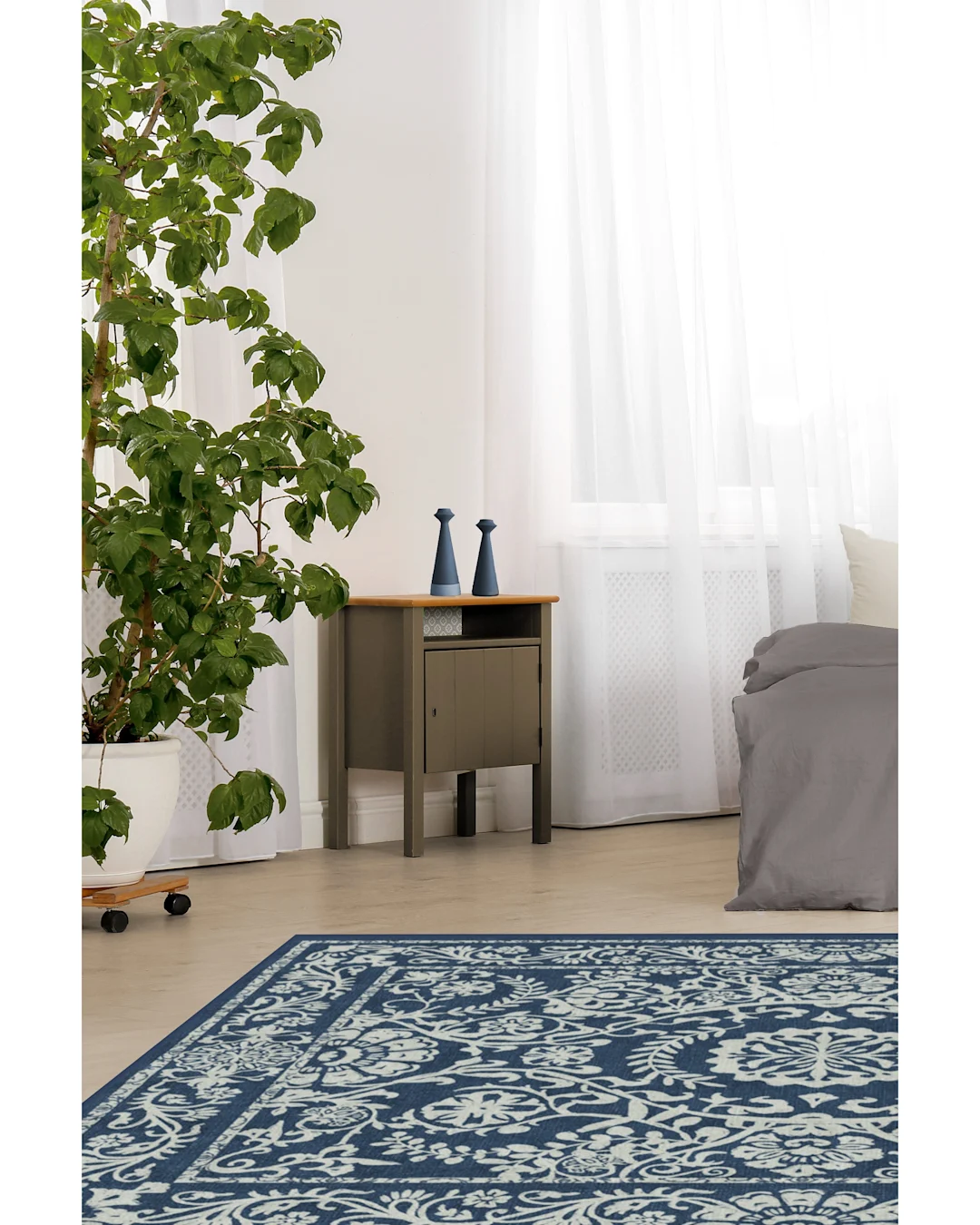 Delphina Navy Blue Rug | Ruggable