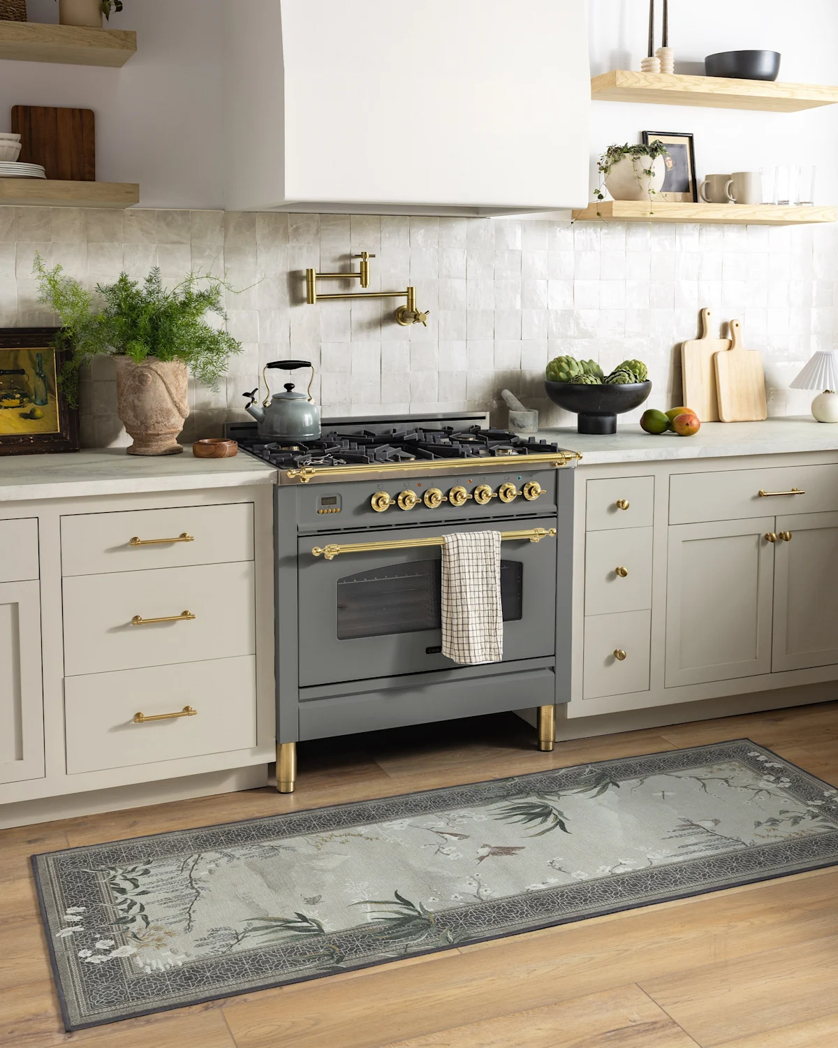 Wren Charcoal & Opal Rug | Ruggable